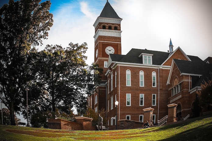 Colleges Still Accepting Applications: Class of 2029 - Top Tier Admissions